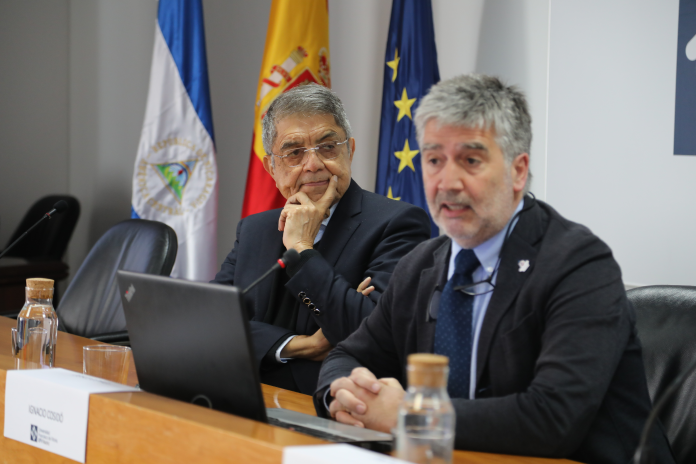 El ex vicepresidente de Nicaragua, Sergio Ramírez, explica la situación ...